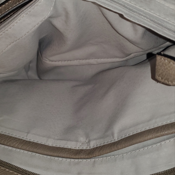 Alyssa | Bags | Alyssa Brand Nwt Tan Purse | Poshmark